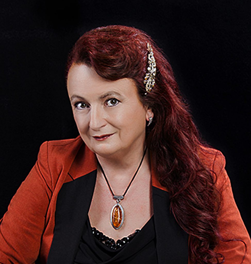 About Kim Lambert - Dreamstone Publishing